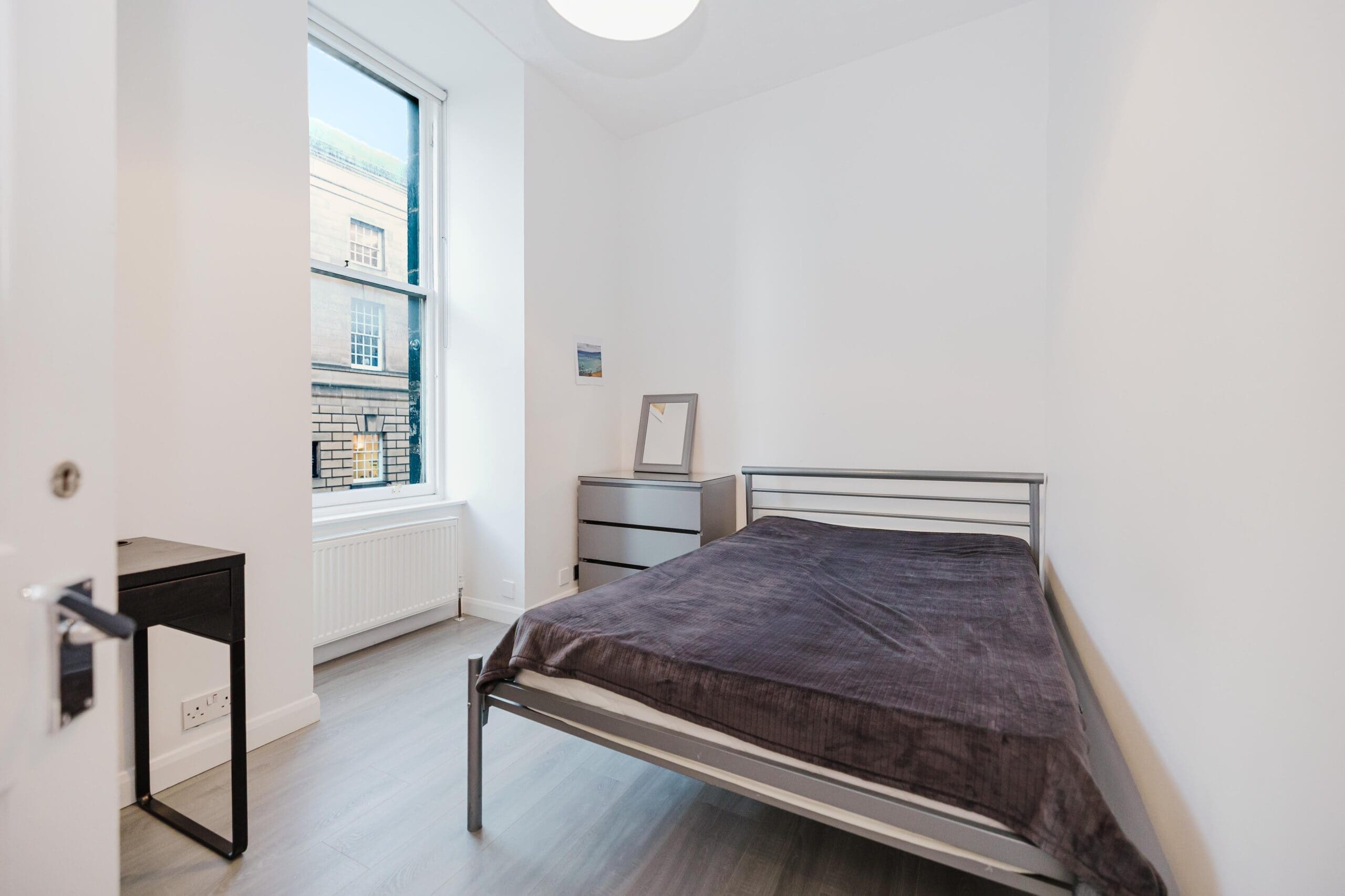 Bank Street, Edinburgh, EH1 2LN - SouthSide Property Management